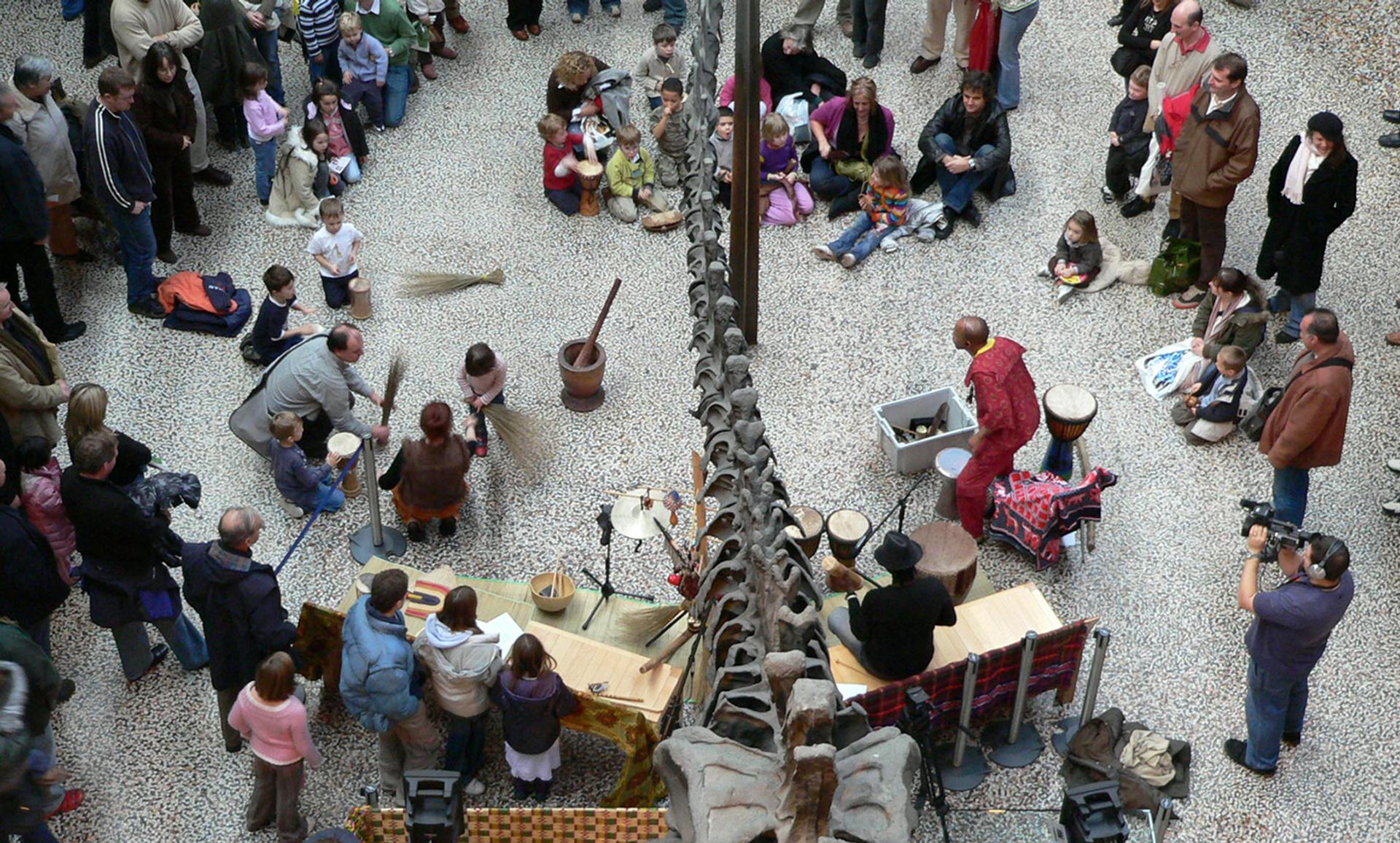 Keeping kids frenetically entertained is ruining our museums | Aeon Ideas