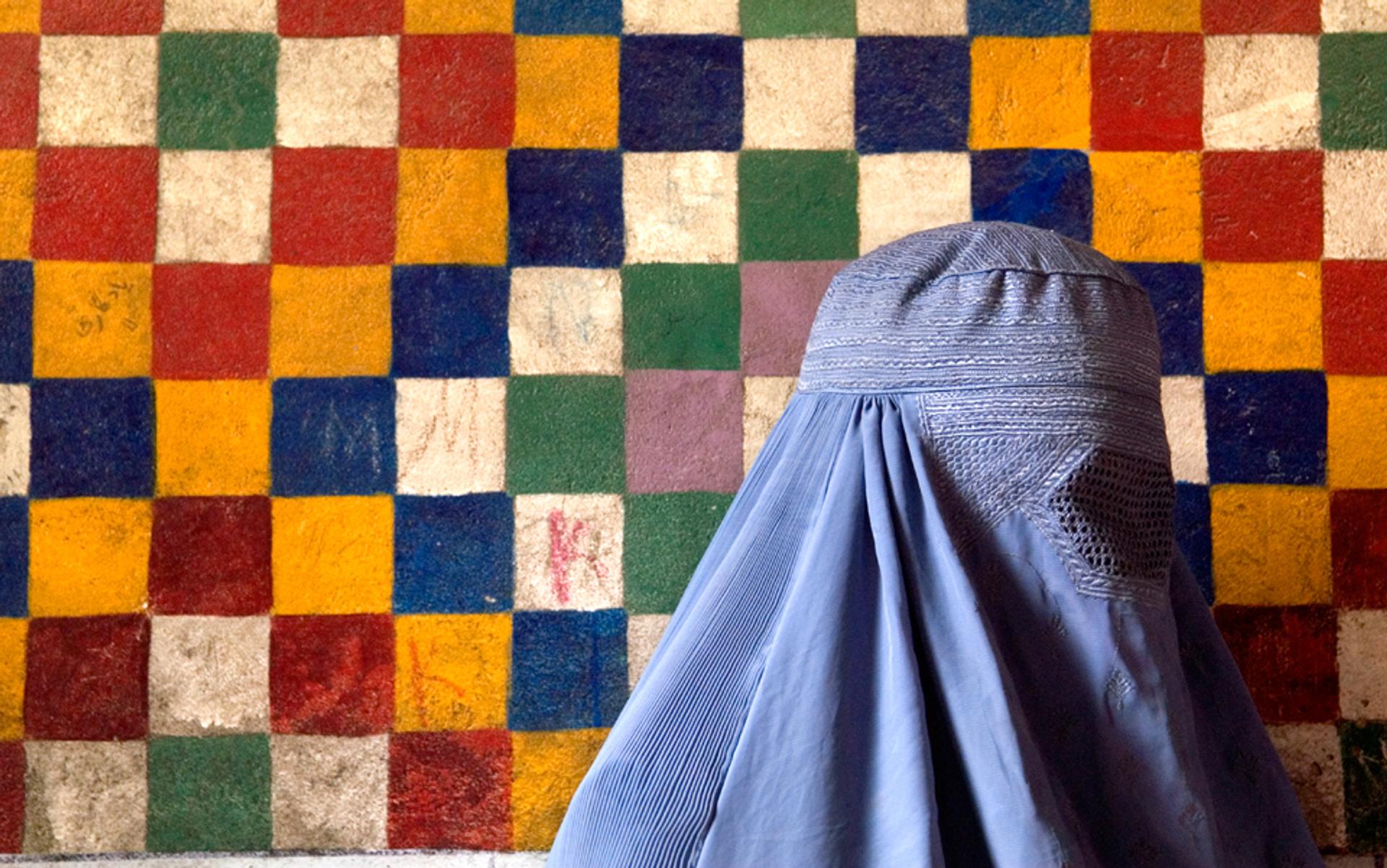Ban the burqa? Scrap the sari? Why women’s clothing matters | Aeon Essays