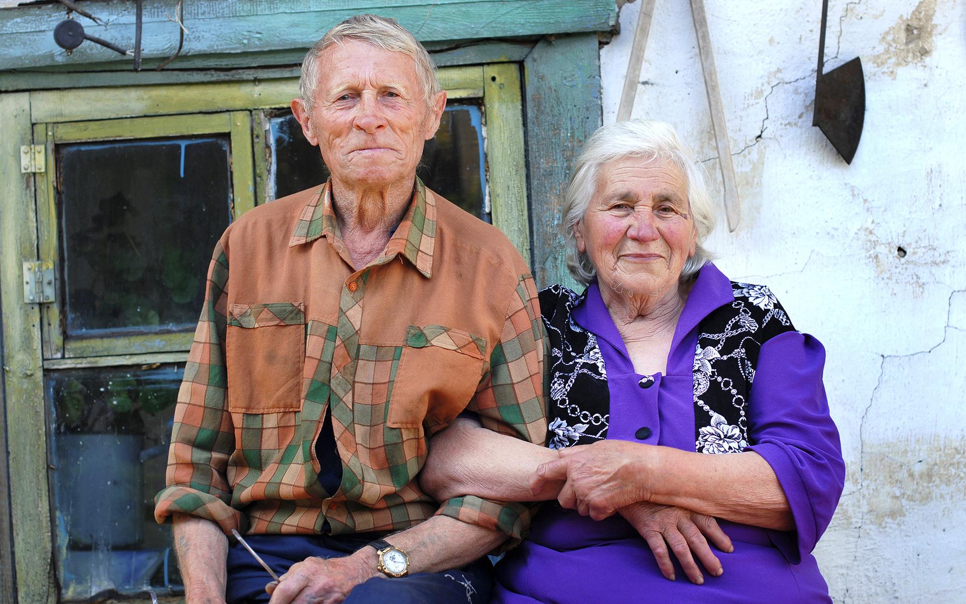 How can romantic love last a lifetime? | Aeon Essays