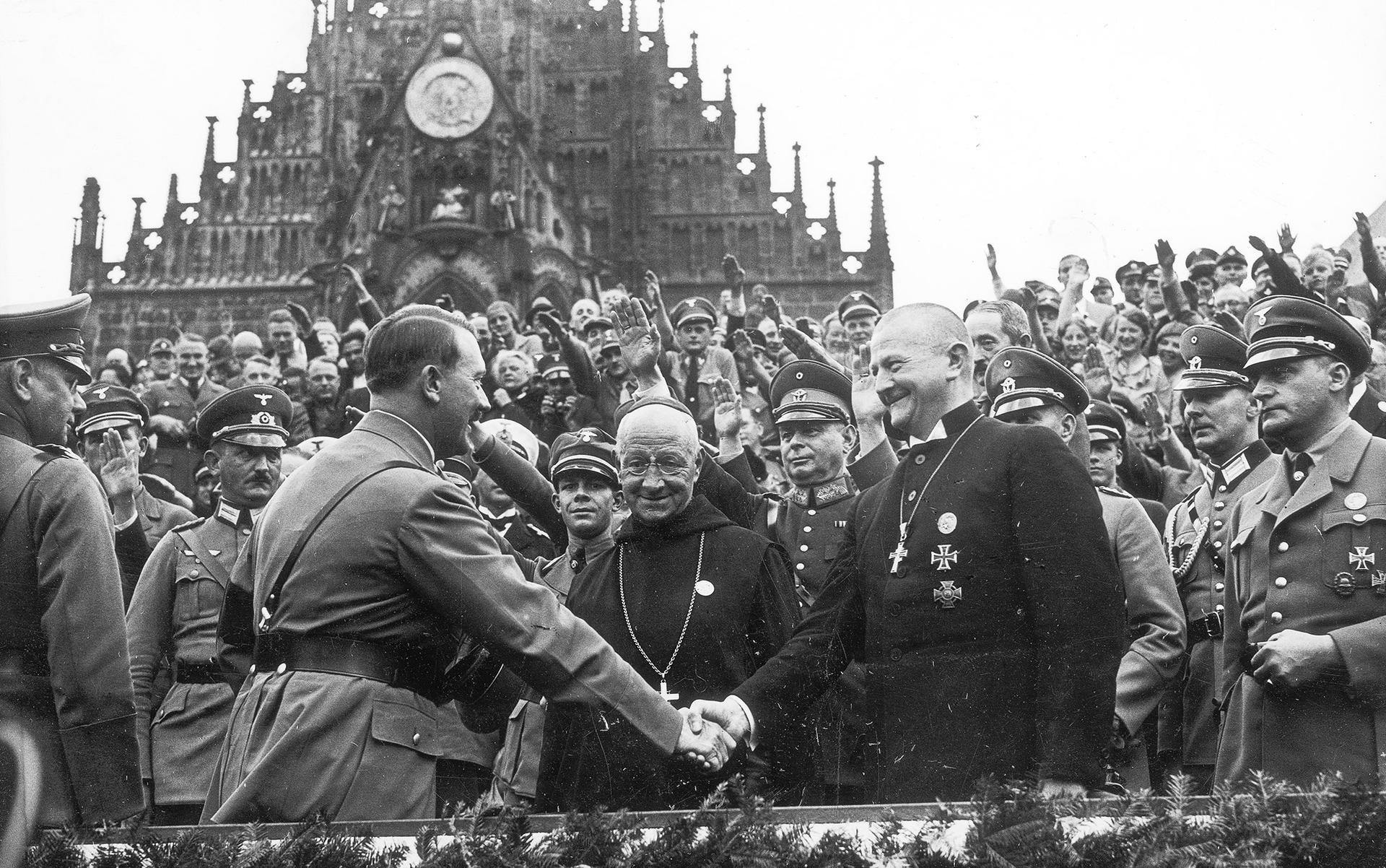 The great myth of empire collapse | Aeon Essays