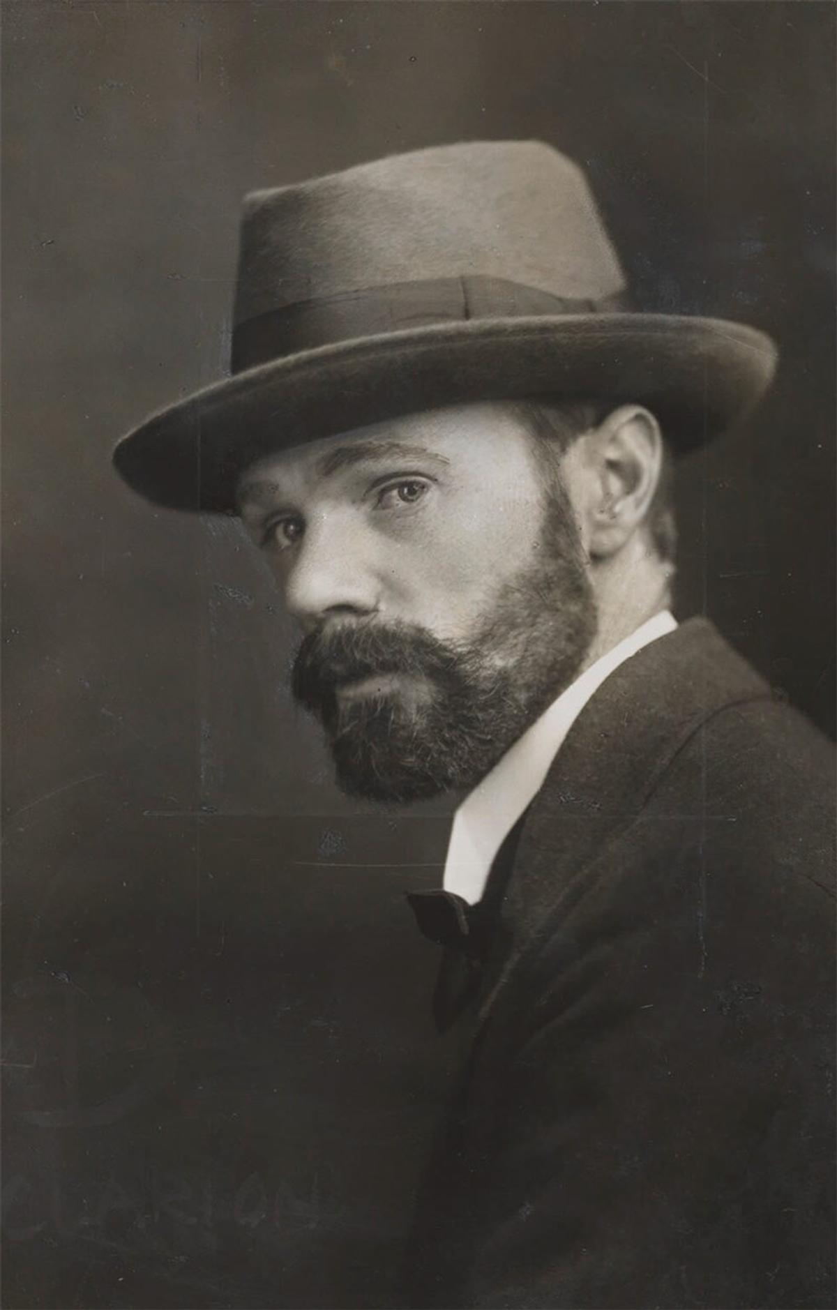 D H Lawrence and the impertinence of the travel writer | Aeon Essays