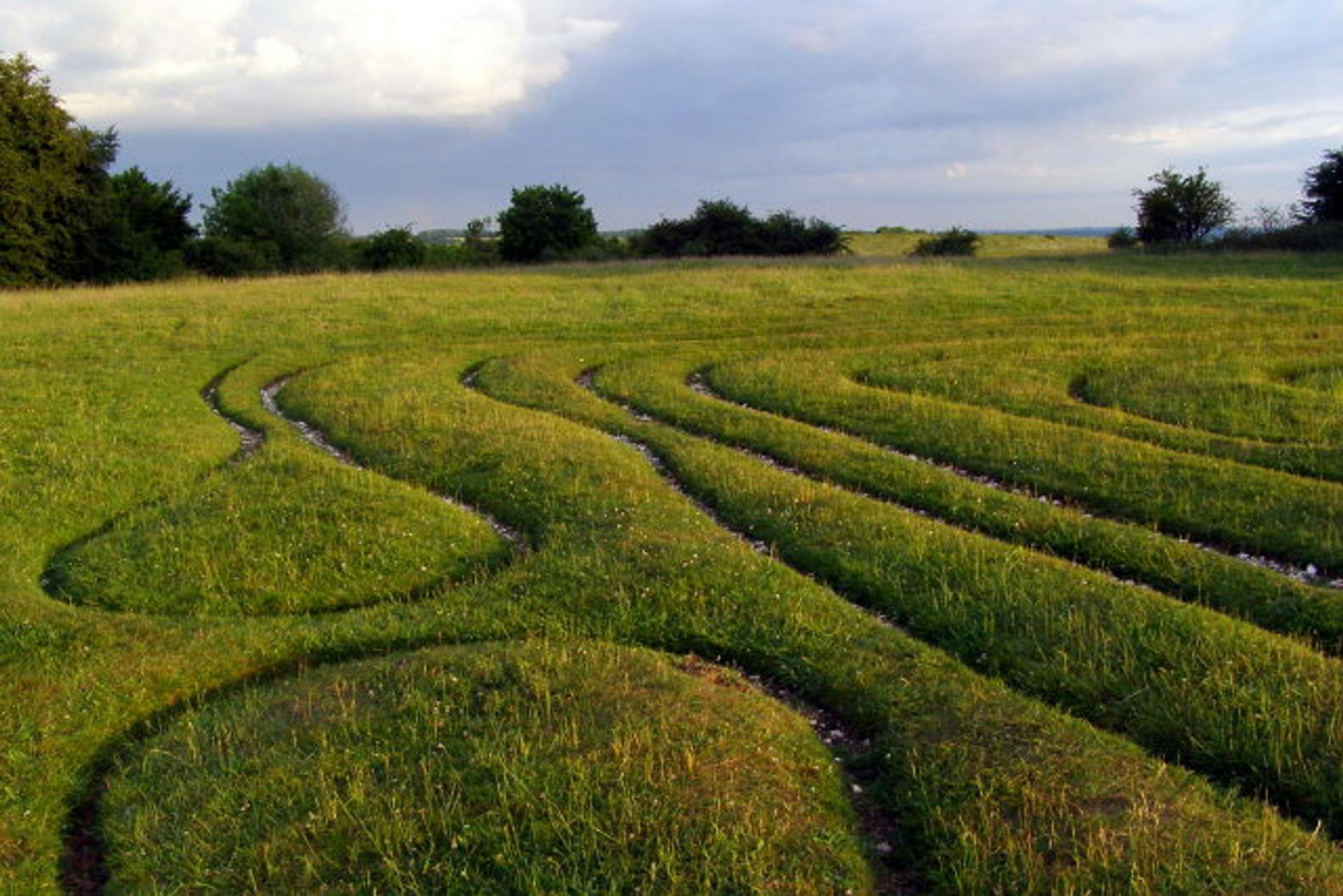 How walking a labyrinth can trace a route to self-knowledge | Aeon Essays